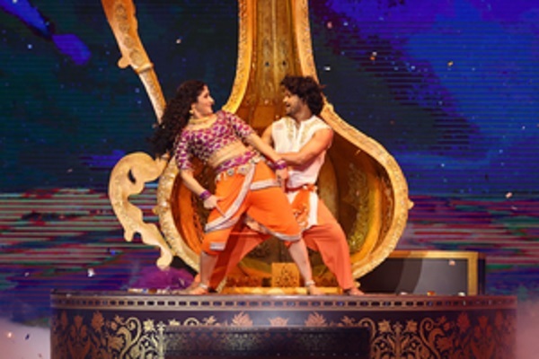 संगीता फोगाट ने 'चिकनी चमेली' एक्ट से जीता जजों का दिल - uttamhindu.com