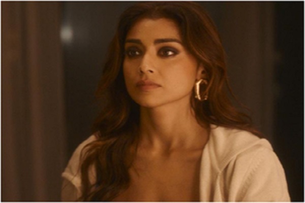 'शोटाइम' की शूटिंग के दौरान मेरी बेटी का हाथ जल गया था : श्रिया सरन - uttamhindu.com