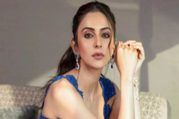 बर्थडे स्पेशल : खूबसूरती की मलिका हैं रकुल प्रीत सिंह, फैंस के दिलों पर करती हैं राज ...