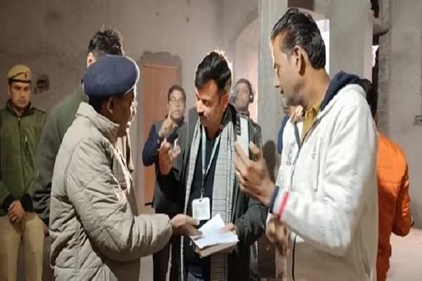 सपा सांसद बर्क के घर बिजली विभाग की रेड, मीटर से छेड़छाड़ के मिले सबूत; FIR दर्ज - uttamhindu.com